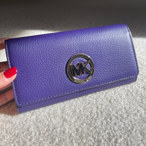 Michael Kors | Bags | Michael Kors Purple Wallet | Poshmark